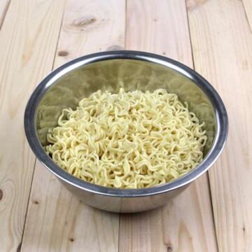 Mie Daging Crispy | Resep dari Dapur KOBE